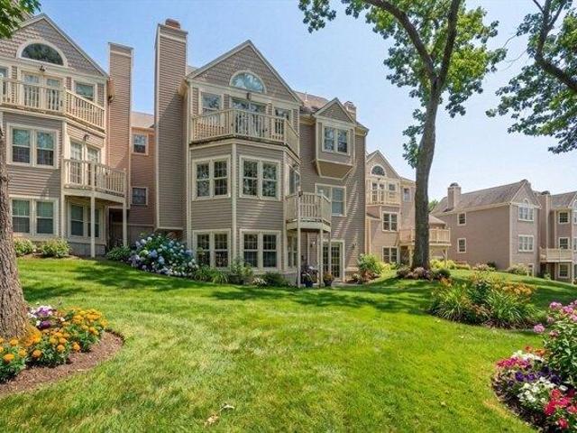 2 bedroom, Duxbury MA 02332 LS102061372