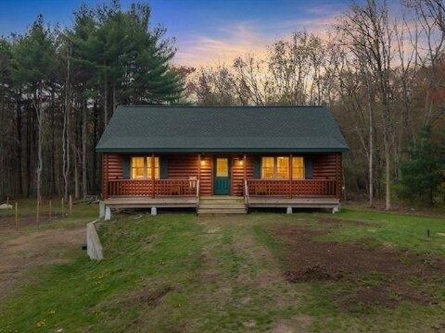 2 bedroom, Dudley MA 01571 102859497