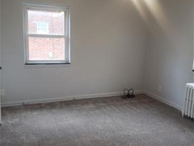 2 bedroom duplex Baldwin Pa