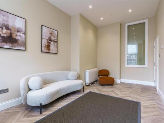 2 bedroom duplex for rent in *Available Now* Clayton Street West, City Centre, NE1