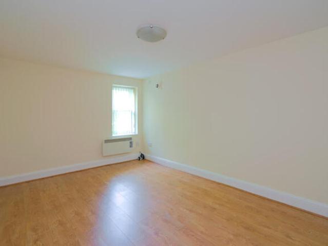 2 bedroom duplex for rent in Alexandra Drive, Liverpool, L17