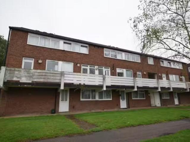 2 bedroom duplex for rent in Birchwood Avenue, Hatfield, AL10