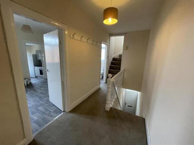 2 bedroom duplex for rent in Chesterfield Road, Woodseats, Sheffield, S8