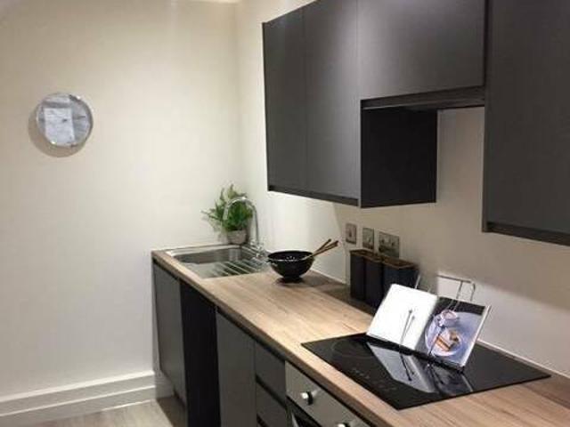 2 bedroom duplex for rent in Conditioning House Valley Road Bradford West Yorkshire BD1
