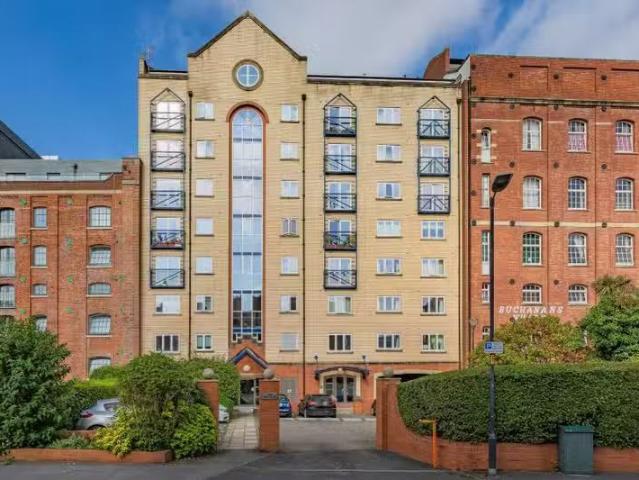 2 bedroom duplex for rent in Ferry Street City Centre, BS1