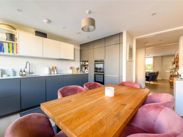 2 bedroom duplex for rent in Gabriel Square, St. Albans, Hertfordshire, AL1