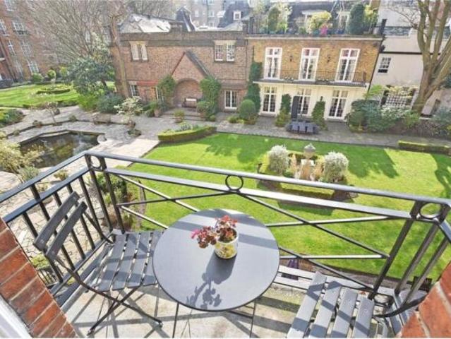 2 bedroom duplex for rent in Green Street, Mayfair, London, W1K