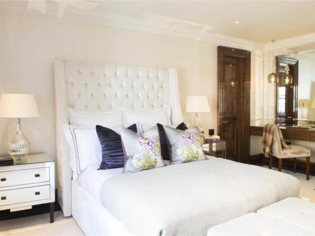 2 bedroom duplex for rent in Grosvenor Hill, Mayfair, London, W1K