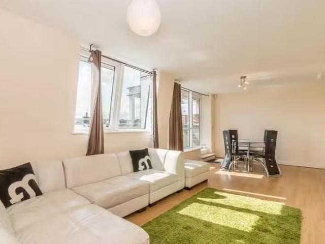 2 bedroom duplex for rent in Heritage Court, Warstone Lane, B1.
