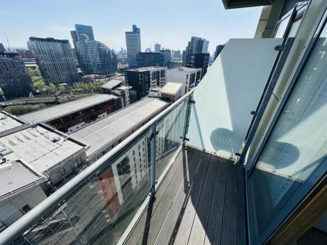 2 bedroom duplex for rent in Jefferson Place, Fernie Street, Manchester, M4