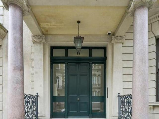 2 Bedroom Duplex For Rent In Kensington, London
