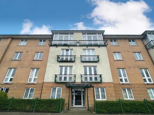 2 Bedroom Duplex For Rent In Lloyd George Avenue