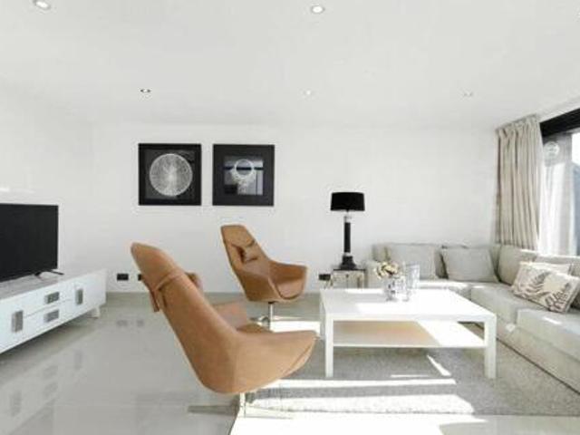 2 Bedroom Duplex For Rent In London
