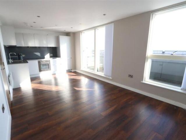 2 bedroom duplex for rent in Regent Road, Manchester, M3