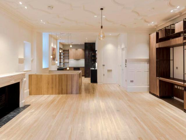 2 bedroom duplex for rent in Sloane Court West, London, SW3