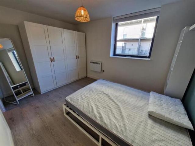 2 bedroom duplex for rent in The Mews, Advent Way, Manchester, M4