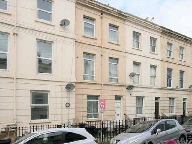 2 bedroom duplex for rent in Wellington Street Gloucester GL1
