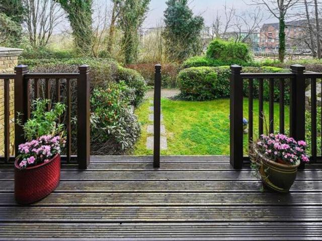 2 bedroom duplex for sale in Mortley Close, Tonbridge, TN9