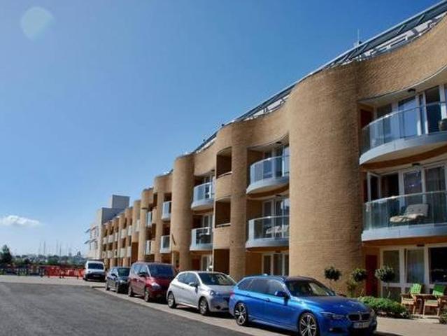 2 bedroom duplex for sale in Almansa Way Lymington SO41