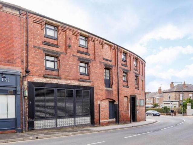 2 bedroom duplex for sale in Holgate Road, York, YO24 4AA, YO24