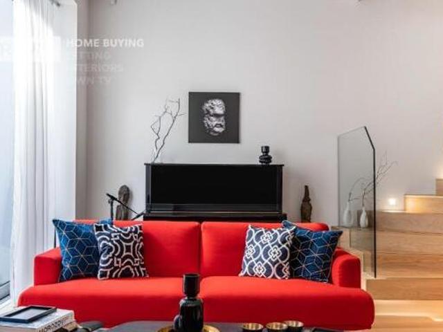 2 Bedroom Duplex For Sale In London