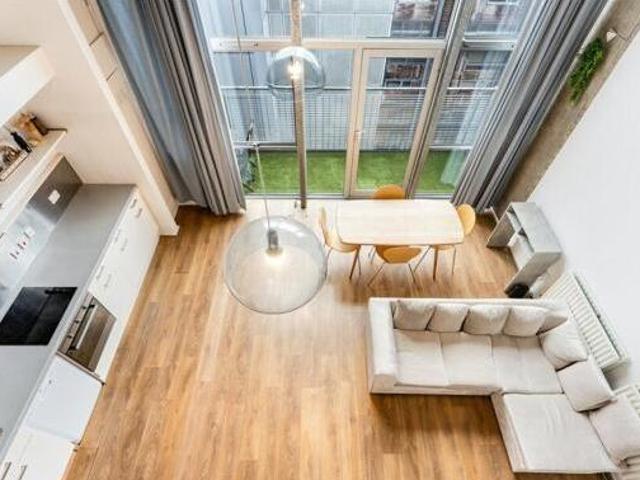 2 Bedroom Duplex For Sale In London