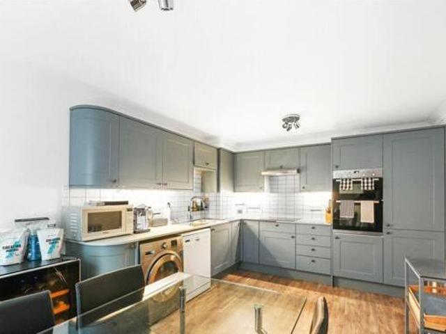 2 Bedroom Duplex For Sale In London