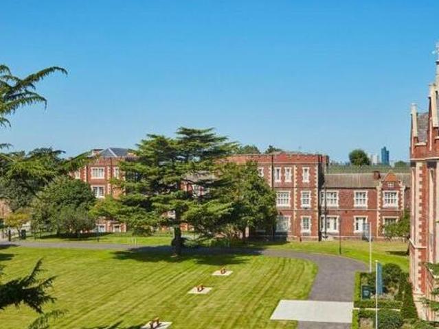 2 Bedroom Duplex For Sale In St Georges Gardens, Glenburnie Road, London