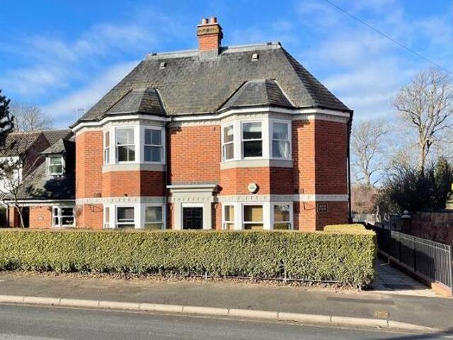 2 Bedroom Duplex For Sale In Stratford upon avon, Warwickshire