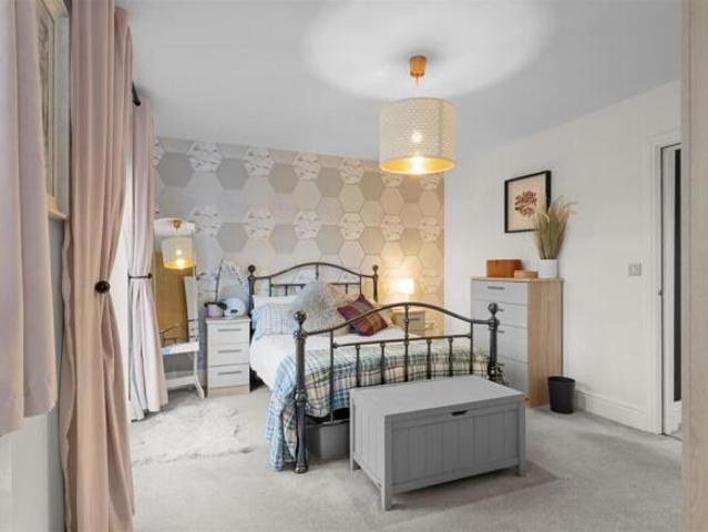 2 bedroom duplex for sale in Southcotes, Warwick New Road, Leamington Spa, CV32