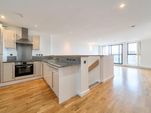 2 bedroom duplex for sale