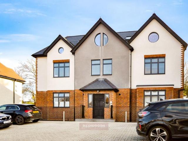2 bedroom duplex for sale