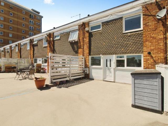 2 bedroom duplex for sale