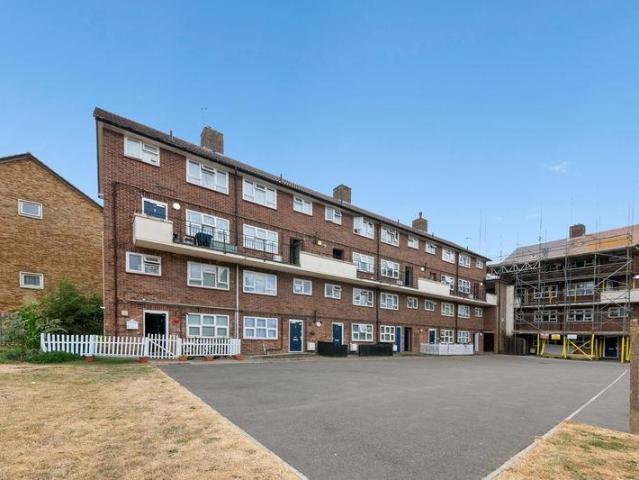 2 bedroom duplex for sale