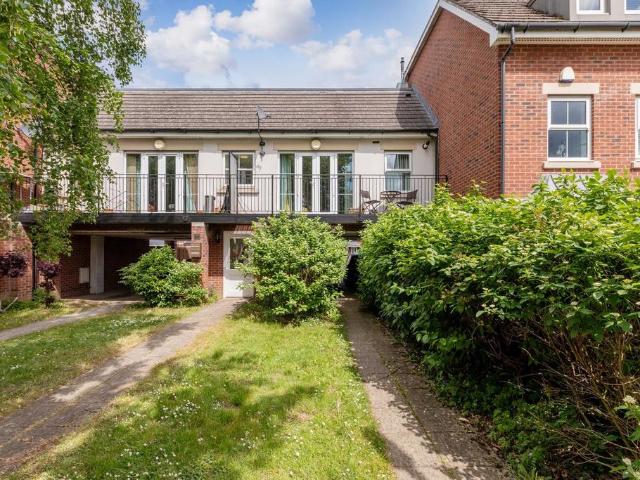 2 bedroom duplex for sale