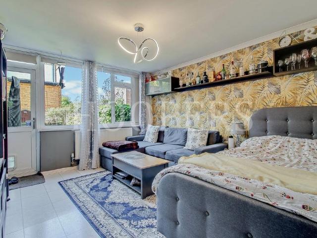 2 bedroom duplex for sale