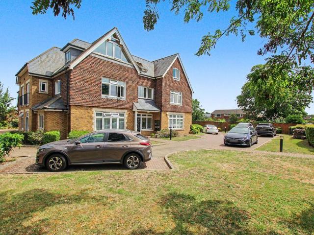 2 bedroom duplex for sale
