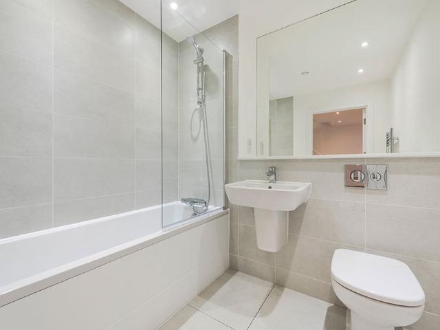 2 Bedroom Duplex, Howard Court