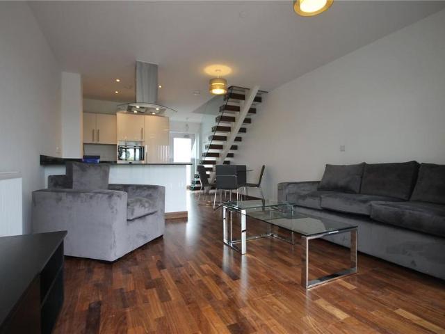 2 bedroom duplex to rent
