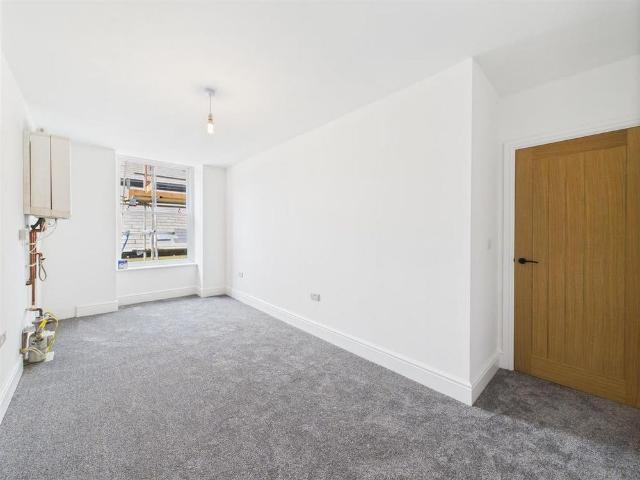2 bedroom duplex to rent