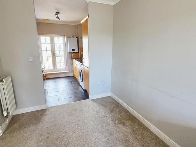 2 bedroom duplex to rent