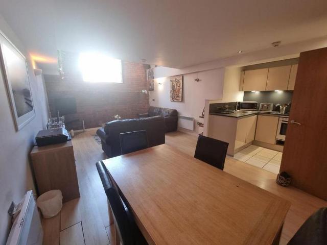 2 bedroom duplex to rent
