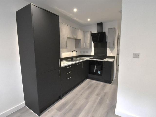 2 bedroom duplex to rent