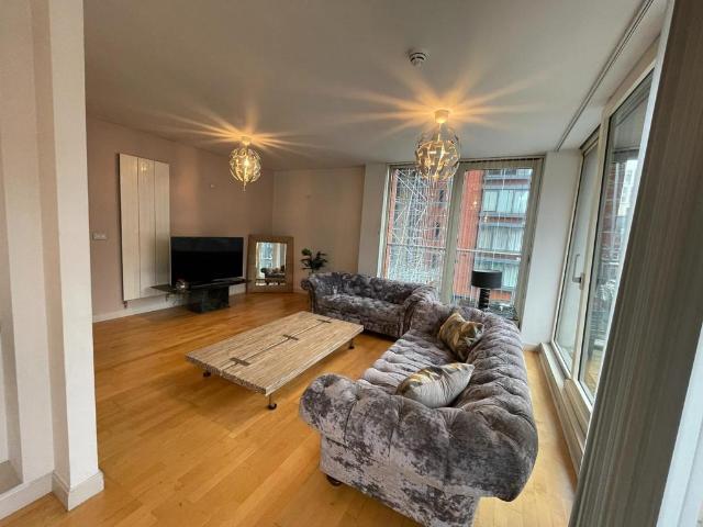 2 bedroom duplex to rent