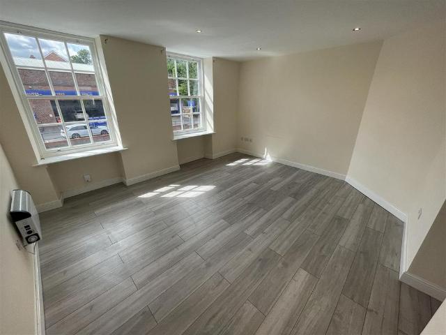2 bedroom duplex to rent