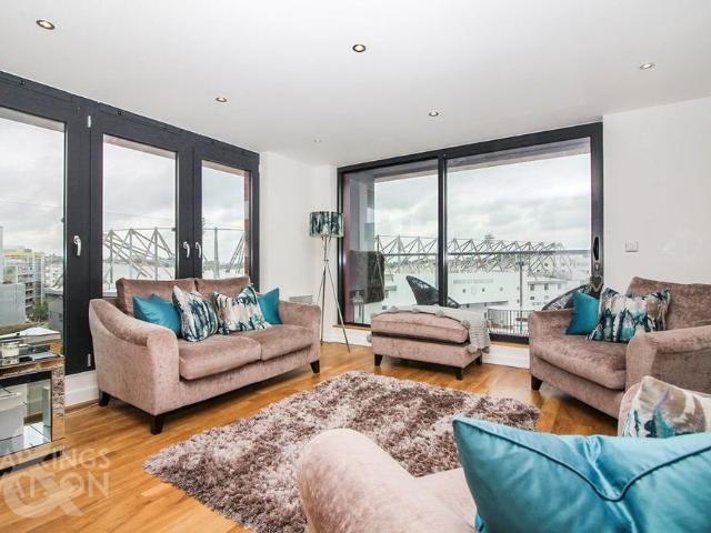 2 bedroom duplex to rent