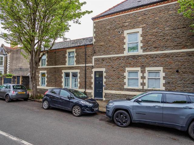 2 bedroom duplex to rent