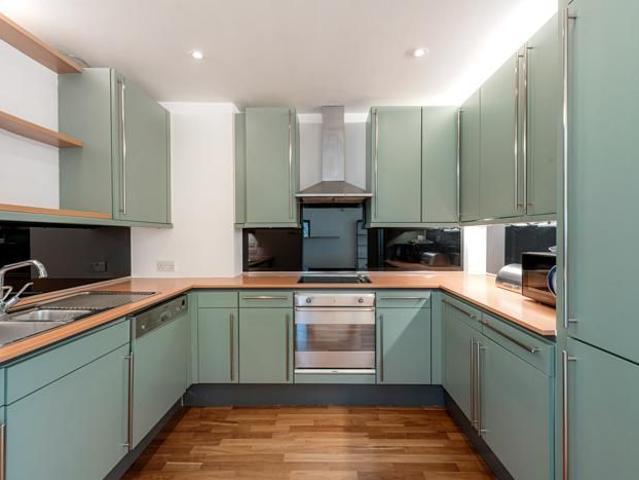2 bedroom duplex to rent