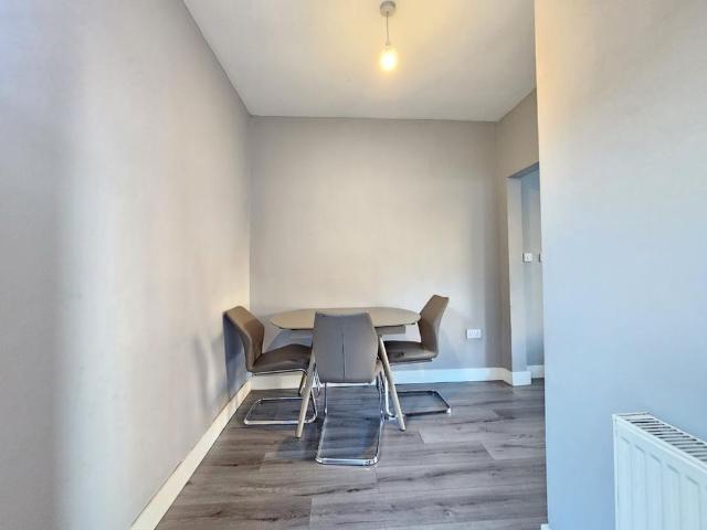 2 bedroom duplex to rent