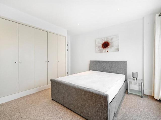 2 bedroom duplex to rent